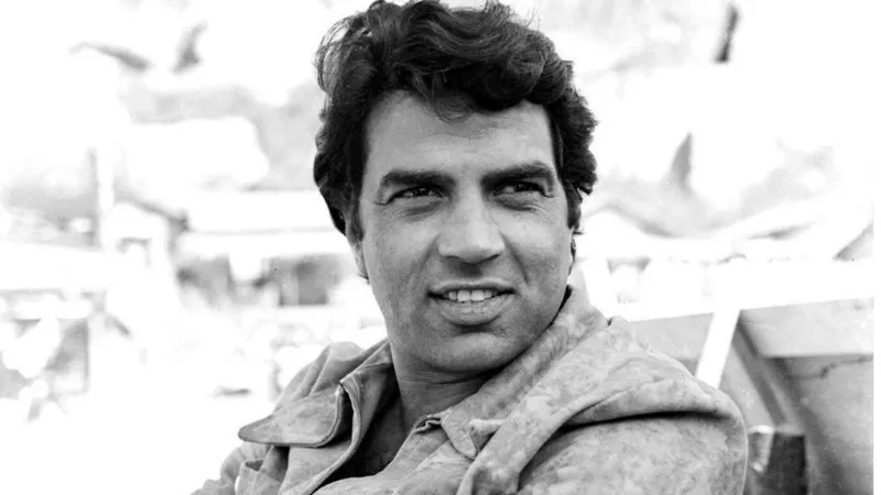 Bollywood’s ‘He-Man’ Dharmendra dies at 89 – NewsclickNG